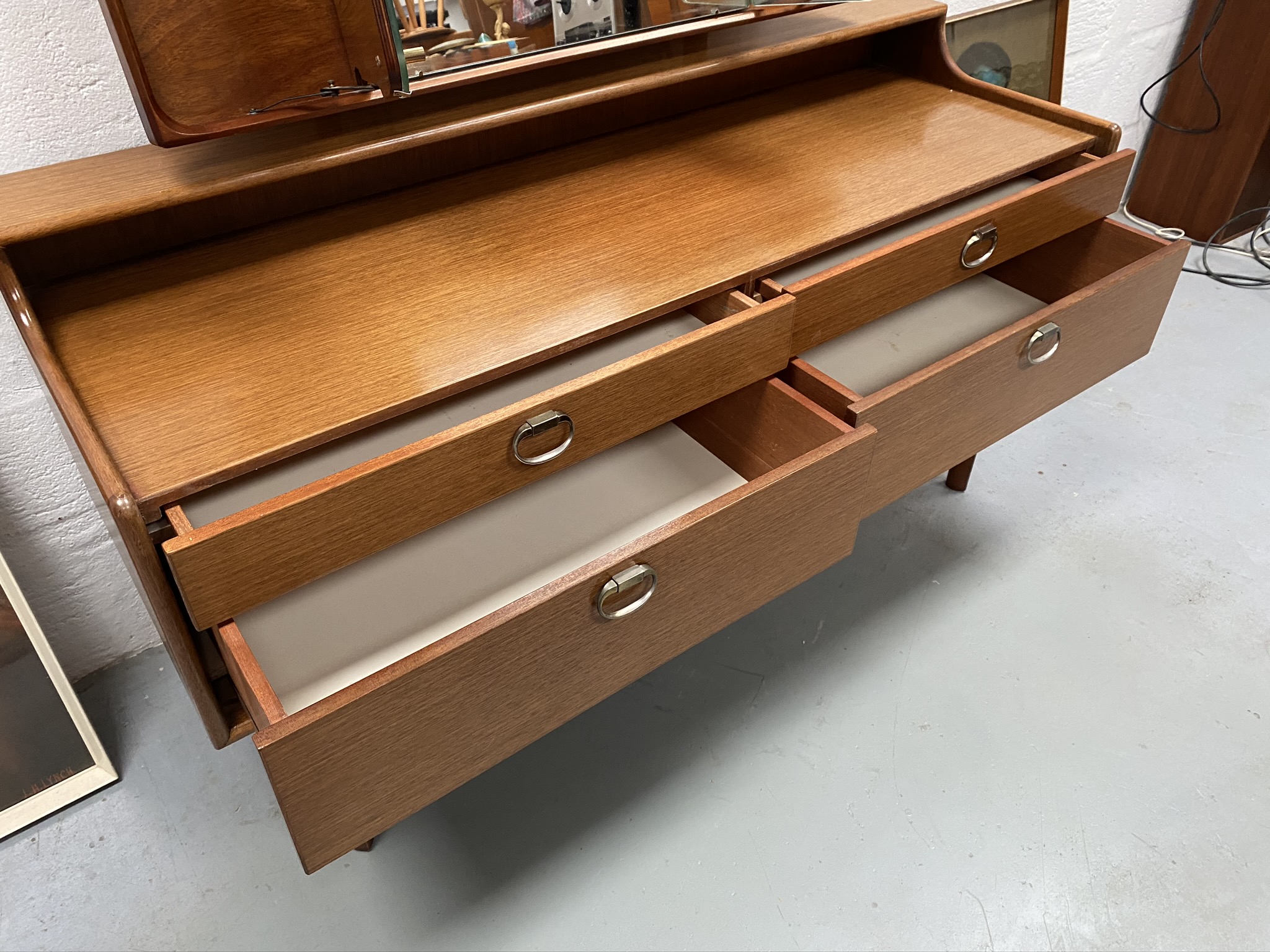 Vintage / Retro Meredew Dressing Table – Pavement Vintage