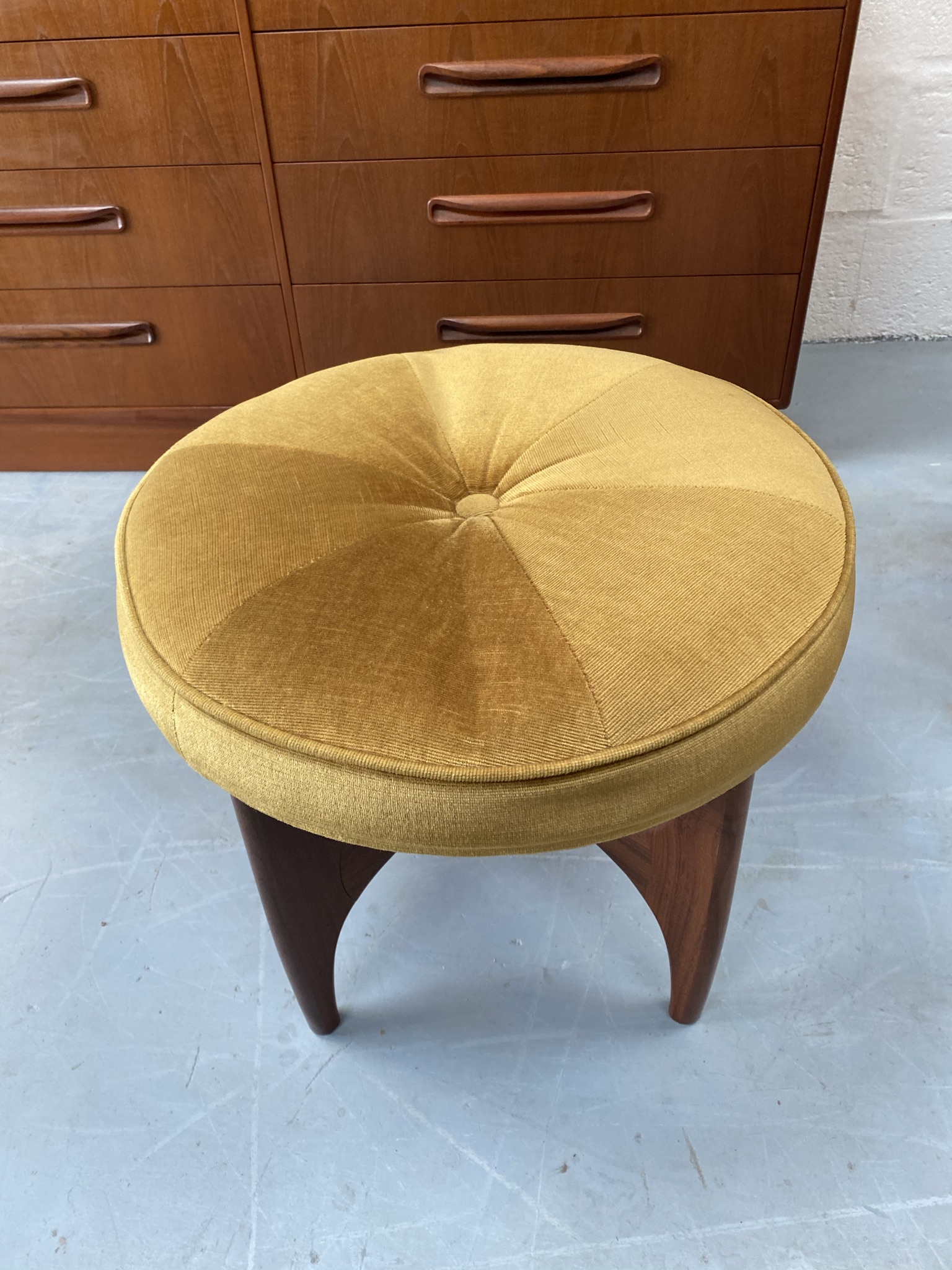 Classic Vintage G Plan ‘Fresco’ Stool – Pavement Vintage